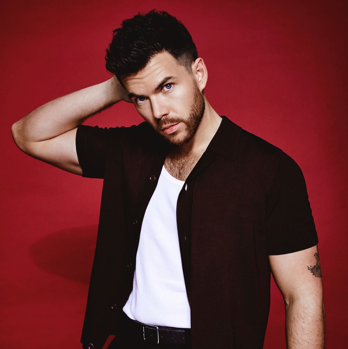 Luke Newton - Official